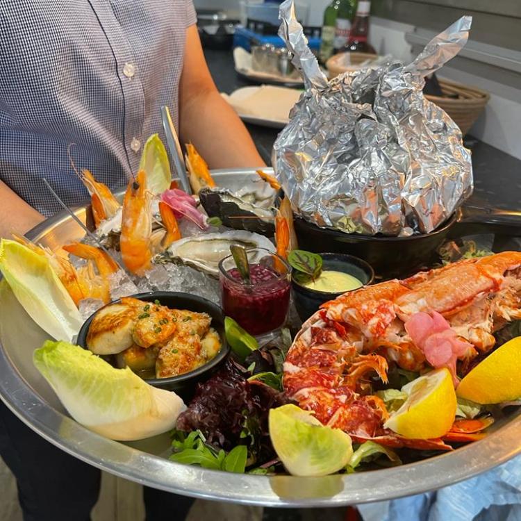 Fruit de Mer platter for 2 | St Tropez Lounge
